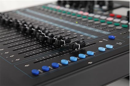 Allen & Heath Qu Digital Mixers | Guitar Center
